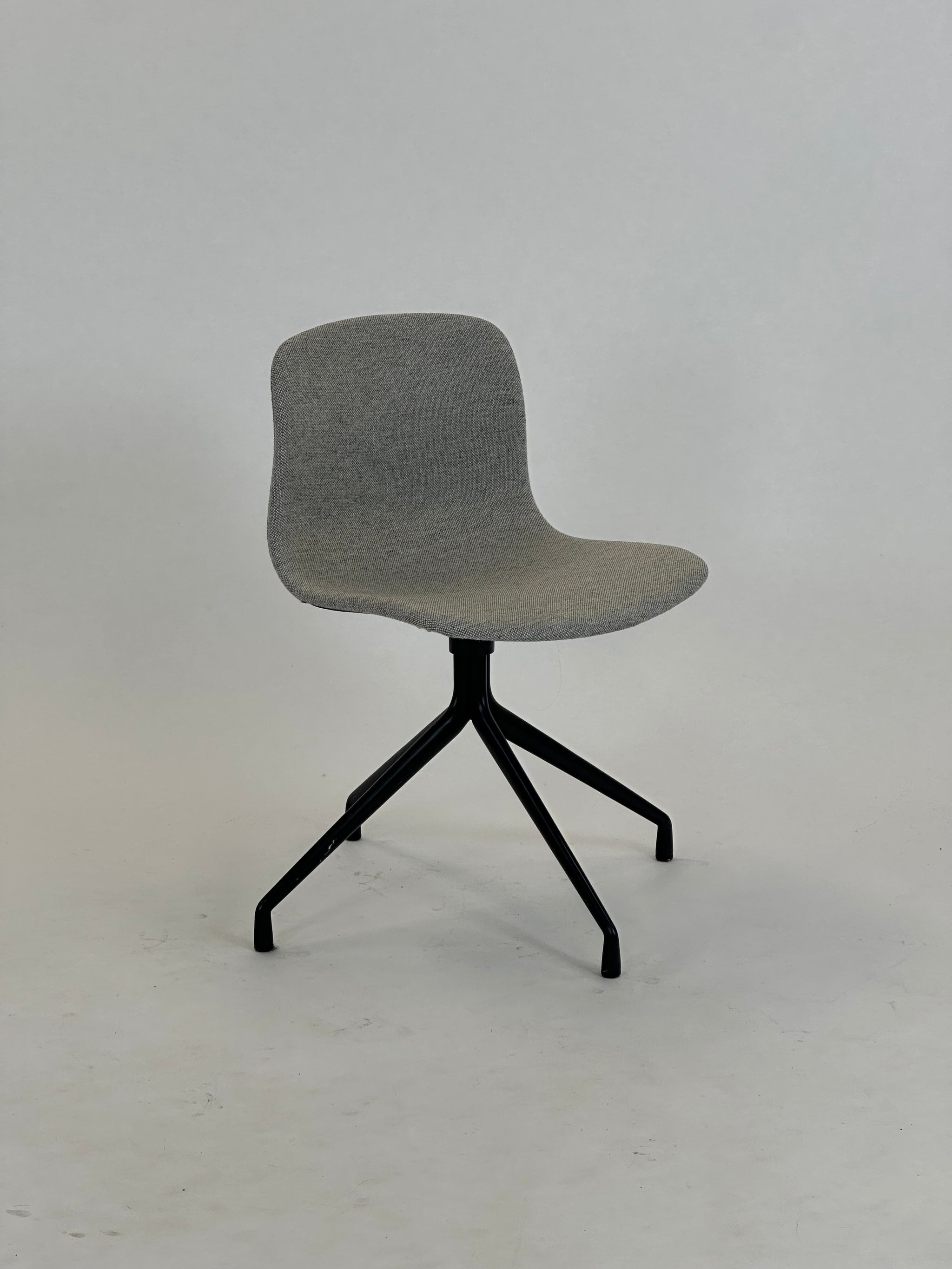 HAY About A Chair AAC 11 - Grå